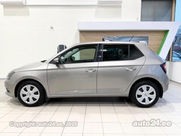 Smilšu krāsa Skoda Fabia 2016 Viljandi, ar dzinēja tilpumu 1.20 L un nobraukumu 71 tūkst. km par 6350 €, foto 3 vietnē AUTOMOTO.COM.LV
