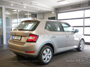 Beige Skoda Fabia 2018 in Tallinn, with an engine capacity of 1.00 L and mileage of 108 thousand km for 6990 €, photo 4 on AUTOMOTO.COM.LV