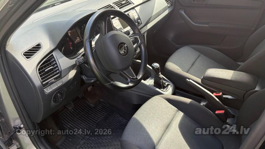 Beige Skoda Fabia 2018 in Viljandi, with an engine capacity of 1.00 L and mileage of 101 thousand km for 6500 €, photo 5 on AUTOMOTO.COM.LV
