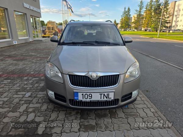 Smilšu krāsa Skoda Fabia 2009 Paide, ar dzinēja tilpumu 1.40 L un nobraukumu 237 tūkst. km par 3490 €, foto 5 vietnē AUTOMOTO.COM.LV
