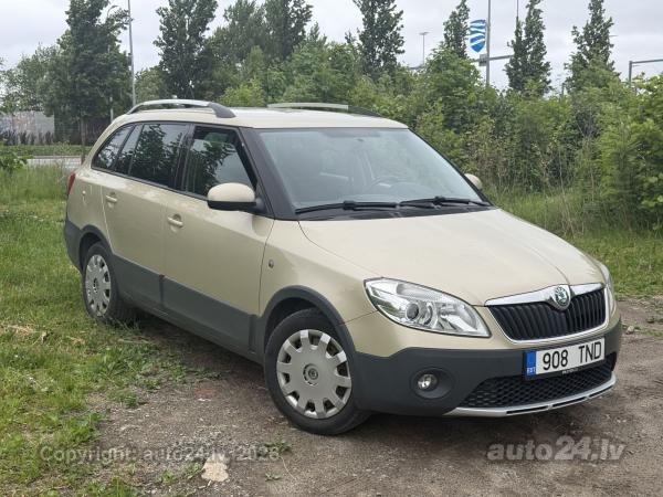 Beige Skoda Fabia 2011 in Tallinn, with an engine capacity of 1.20 L and mileage of 180 thousand km for 3500 €, photo 1 on AUTOMOTO.COM.LV