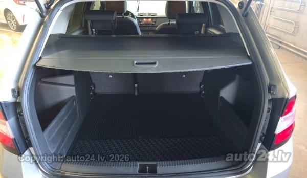 Smilšu krāsa Skoda Fabia 2015 Tallina, ar dzinēja tilpumu 1.20 L un nobraukumu 132 tūkst. km par 7500 €, foto 10 vietnē AUTOMOTO.COM.LV