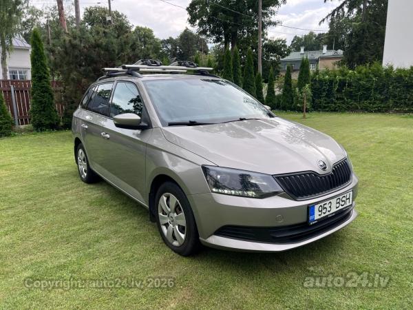 Beige Skoda Fabia 2016 in Tallinn, with an engine capacity of 1.20 L and mileage of 103 thousand km for 7990 €, photo 2 on AUTOMOTO.COM.LV