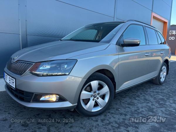 Beige Skoda Fabia 2017 in Kuressaare, with an engine capacity of 1.20 L and mileage of 54 thousand km for 9950 €, photo 1 on AUTOMOTO.COM.LV