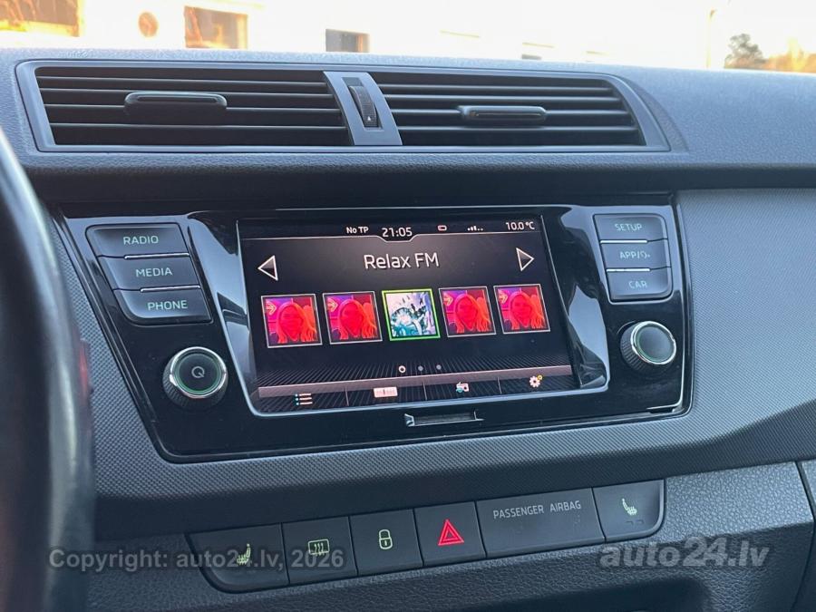 Smilšu krāsa Skoda Fabia 2019 Tallina, ar dzinēja tilpumu 1.00 L un nobraukumu 117 tūkst. km par 9500 €, foto 21 vietnē AUTOMOTO.COM.LV