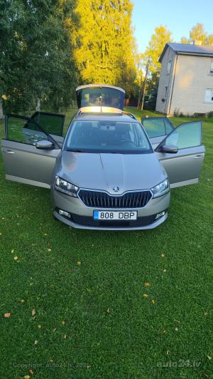 Smilšu krāsa Skoda Fabia 2019 Pērnava, ar dzinēja tilpumu 1.00 L un nobraukumu 93 tūkst. km par 8500 €, foto 4 vietnē AUTOMOTO.COM.LV