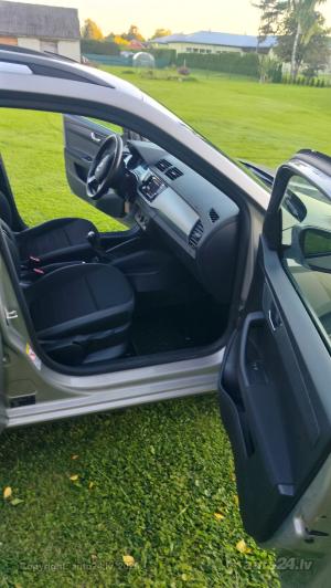 Smilšu krāsa Skoda Fabia 2019 Pērnava, ar dzinēja tilpumu 1.00 L un nobraukumu 93 tūkst. km par 8500 €, foto 6 vietnē AUTOMOTO.COM.LV