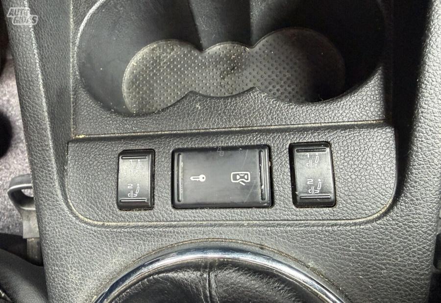 Melns Skoda Fabia 2009 Viļņa, ar dzinēja tilpumu 1.40 L un nobraukumu 260 tūkst. km par 1500 €, foto 19 vietnē AUTOMOTO.COM.LV