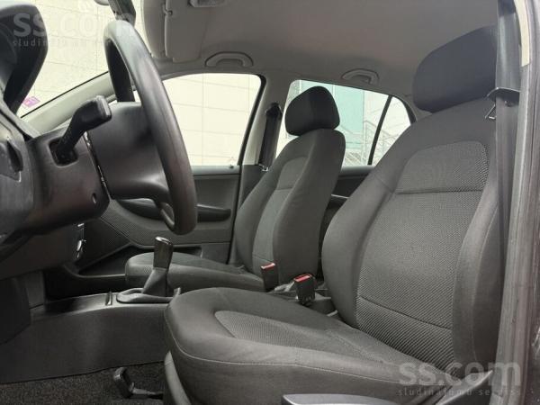 Melns Skoda Fabia 2005 Rīga, ar dzinēja tilpumu 1.40 L un nobraukumu 0 tūkst. km par 1600 €, foto 7 vietnē AUTOMOTO.COM.LV