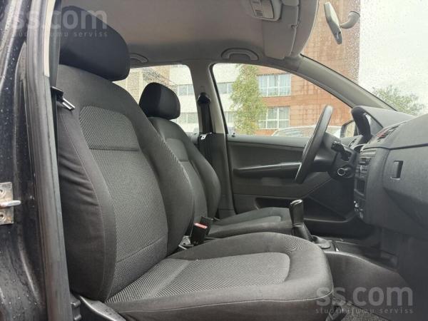Melns Skoda Fabia 2005 Rīga, ar dzinēja tilpumu 1.40 L un nobraukumu 0 tūkst. km par 1600 €, foto 10 vietnē AUTOMOTO.COM.LV