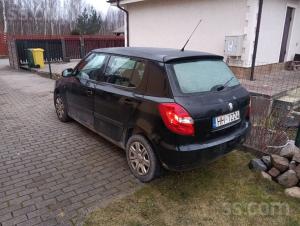 Melns Skoda Fabia 2007 Rīga, ar dzinēja tilpumu 1.20 L un nobraukumu 145 tūkst. km par 900 €, foto 3 vietnē AUTOMOTO.COM.LV