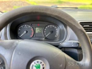 Melns Skoda Fabia 2007 Daugavpils, ar dzinēja tilpumu 1.20 L un nobraukumu 264 tūkst. km par 1300 €, foto 8 vietnē AUTOMOTO.COM.LV