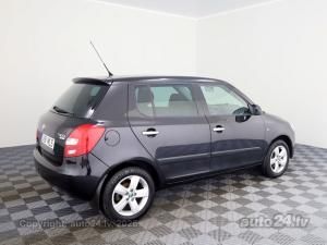 Melns Skoda Fabia 2008 Tallina, ar dzinēja tilpumu 1.60 L un nobraukumu 196 tūkst. km par 2499 €, foto 3 vietnē AUTOMOTO.COM.LV