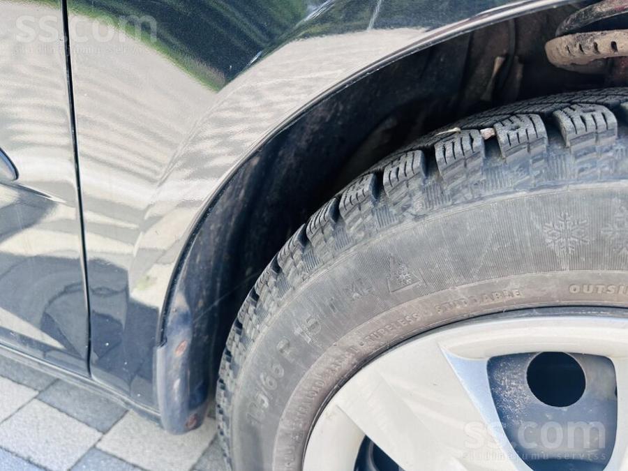 Melns Skoda Fabia 2009 Jelgava, ar dzinēja tilpumu 1.40 L un nobraukumu 305 tūkst. km par 2850 €, foto 8 vietnē AUTOMOTO.COM.LV
