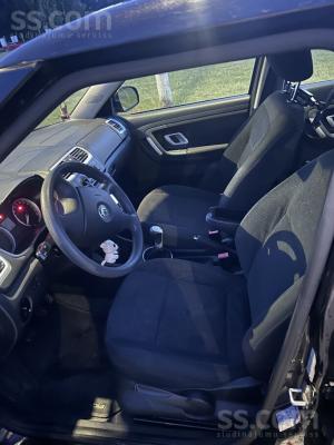 Melns Skoda Fabia 2009 Jelgava, ar dzinēja tilpumu 1.40 L un nobraukumu 305 tūkst. km par 2850 €, foto 10 vietnē AUTOMOTO.COM.LV