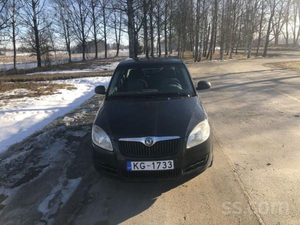 Melns Skoda Fabia 2009 Madona, ar dzinēja tilpumu 1.40 L un nobraukumu 257 tūkst. km par 1500 €, foto 1 vietnē AUTOMOTO.COM.LV