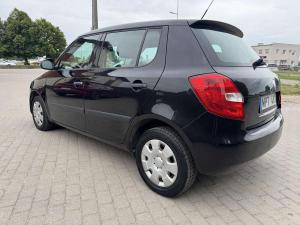 Black Skoda Fabia 2010 in Kretinga, with an engine capacity of 1.20 L and mileage of 146 thousand km for 1995 €, photo 7 on AUTOMOTO.COM.LV