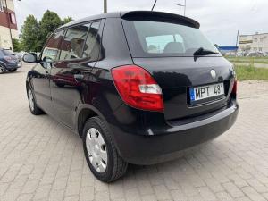 Black Skoda Fabia 2010 in Kretinga, with an engine capacity of 1.20 L and mileage of 146 thousand km for 1995 €, photo 8 on AUTOMOTO.COM.LV