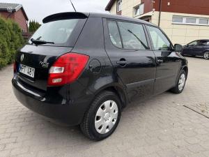 Black Skoda Fabia 2010 in Kretinga, with an engine capacity of 1.20 L and mileage of 146 thousand km for 1995 €, photo 11 on AUTOMOTO.COM.LV