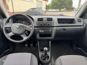 Black Skoda Fabia 2010 in Kretinga, with an engine capacity of 1.20 L and mileage of 146 thousand km for 1995 €, photo 17 on AUTOMOTO.COM.LV