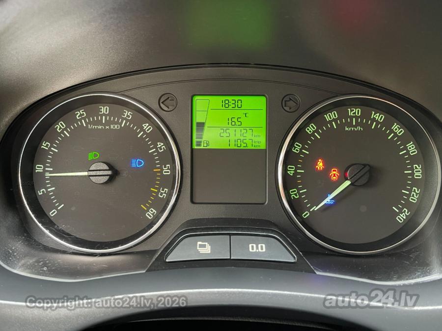 Black Skoda Fabia 2011 in Tallinn, with an engine capacity of 1.20 L and mileage of 251 thousand km for 2500 €, photo 18 on AUTOMOTO.COM.LV