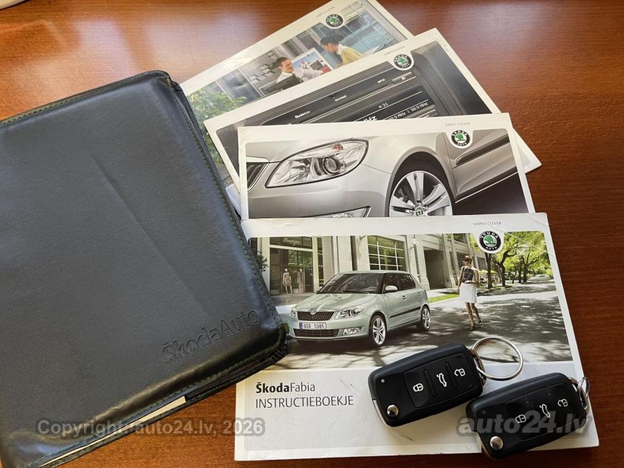 Black Skoda Fabia 2011 in Tallinn, with an engine capacity of 1.20 L and mileage of 251 thousand km for 2500 €, photo 31 on AUTOMOTO.COM.LV