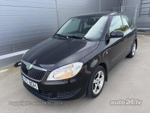 Melns Skoda Fabia 2011 Tallina, ar dzinēja tilpumu 1.20 L un nobraukumu 97 tūkst. km par 2995 €, foto  vietnē AUTOMOTO.COM.LV