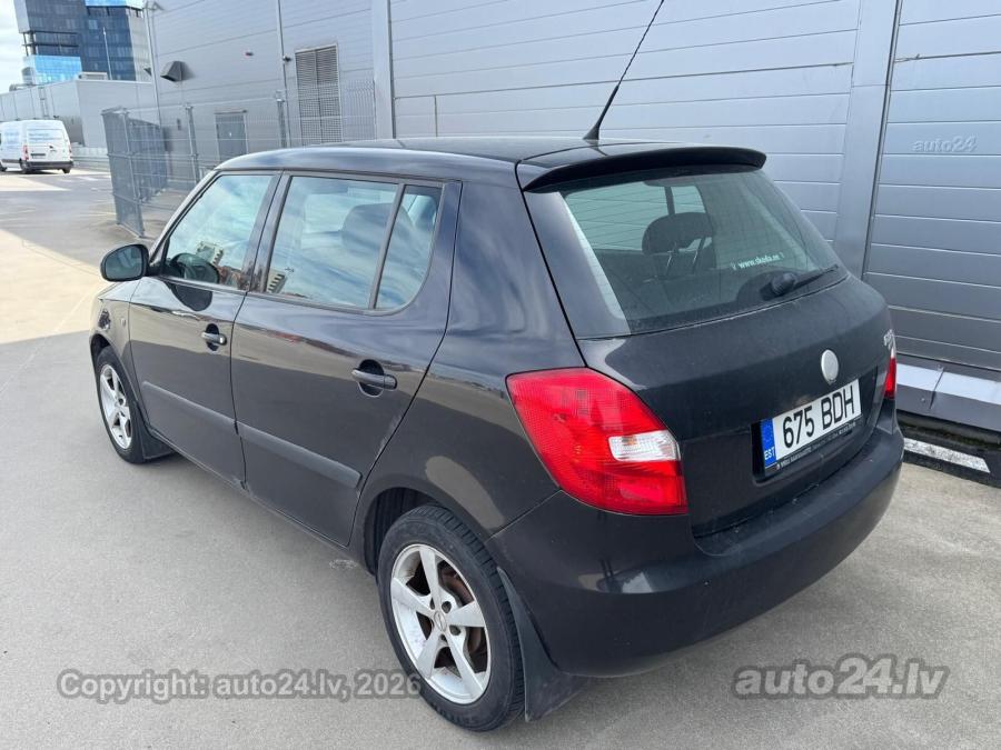 Melns Skoda Fabia 2011 Tallina, ar dzinēja tilpumu 1.20 L un nobraukumu 97 tūkst. km par 2995 €, foto 8 vietnē AUTOMOTO.COM.LV