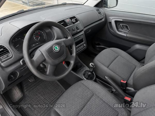 Black Skoda Fabia 2011 in Tallinn, with an engine capacity of 1.20 L and mileage of 97 thousand km for 2995 €, photo 9 on AUTOMOTO.COM.LV