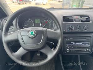 Melns Skoda Fabia 2011 Tallina, ar dzinēja tilpumu 1.20 L un nobraukumu 97 tūkst. km par 2995 €, foto 12 vietnē AUTOMOTO.COM.LV
