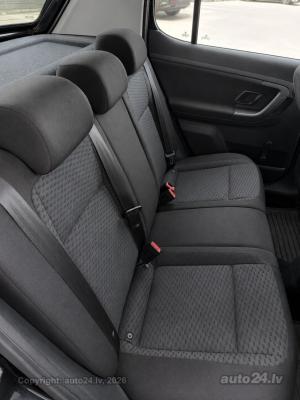 Melns Skoda Fabia 2011 Tallina, ar dzinēja tilpumu 1.20 L un nobraukumu 97 tūkst. km par 2995 €, foto 14 vietnē AUTOMOTO.COM.LV