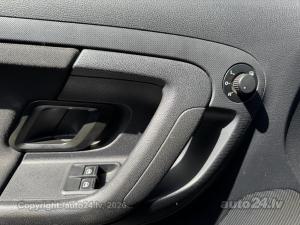 Melns Skoda Fabia 2011 Tallina, ar dzinēja tilpumu 1.20 L un nobraukumu 97 tūkst. km par 2995 €, foto 16 vietnē AUTOMOTO.COM.LV