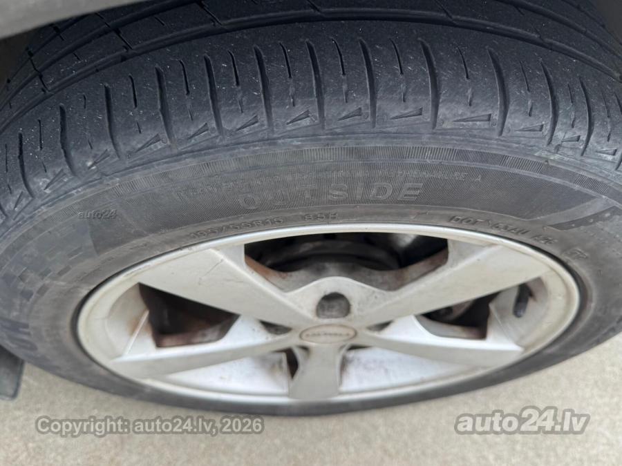 Melns Skoda Fabia 2011 Tallina, ar dzinēja tilpumu 1.20 L un nobraukumu 97 tūkst. km par 2995 €, foto 19 vietnē AUTOMOTO.COM.LV