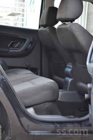 Black Skoda Fabia 2012 in Preili, with an engine capacity of 1.20 L and mileage of 283 thousand km for 3400 €, photo 21 on AUTOMOTO.COM.LV