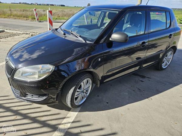 Melns Skoda Fabia 2012 Marijampole, ar dzinēja tilpumu 1.20 L un nobraukumu 211 tūkst. km par 2500 €, foto 1 vietnē AUTOMOTO.COM.LV