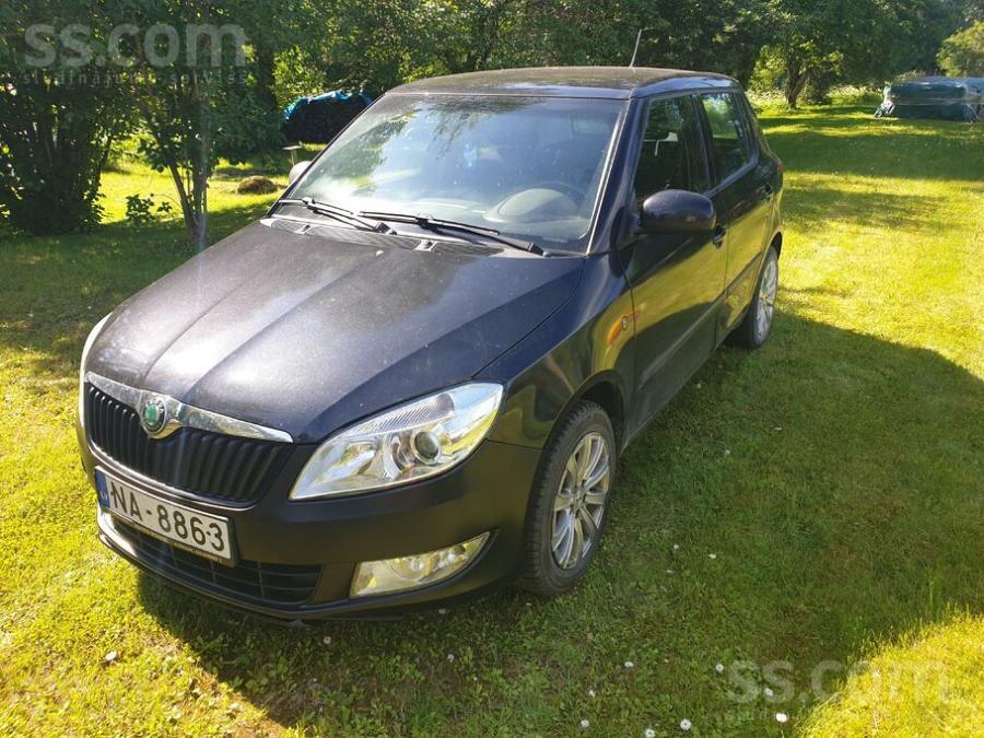 Melns Skoda Fabia 2013 Valmiera, ar dzinēja tilpumu 1.20 L un nobraukumu 212 tūkst. km par 3300 €, foto 1 vietnē AUTOMOTO.COM.LV