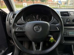Black Skoda Fabia 2014 in Rokiskis, with an engine capacity of 1.20 L and mileage of 69 thousand km for 4299 €, photo 17 on AUTOMOTO.COM.LV