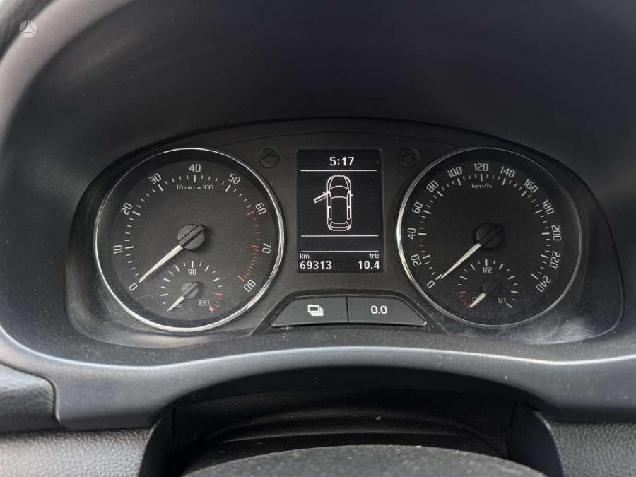 Black Skoda Fabia 2014 in Rokiskis, with an engine capacity of 1.20 L and mileage of 69 thousand km for 4299 €, photo 18 on AUTOMOTO.COM.LV