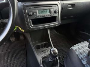 Black Skoda Fabia 2014 in Rokiskis, with an engine capacity of 1.20 L and mileage of 69 thousand km for 4299 €, photo 19 on AUTOMOTO.COM.LV