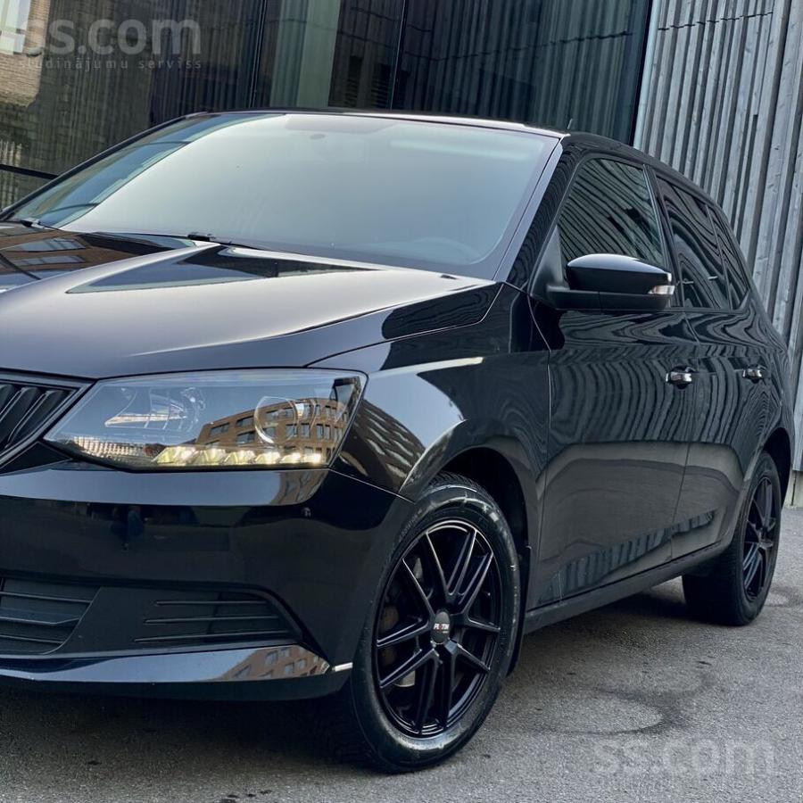 Melns Skoda Fabia 2015 Jelgava, ar dzinēja tilpumu 1.20 L un nobraukumu 226 tūkst. km par 5150 €, foto 3 vietnē AUTOMOTO.COM.LV
