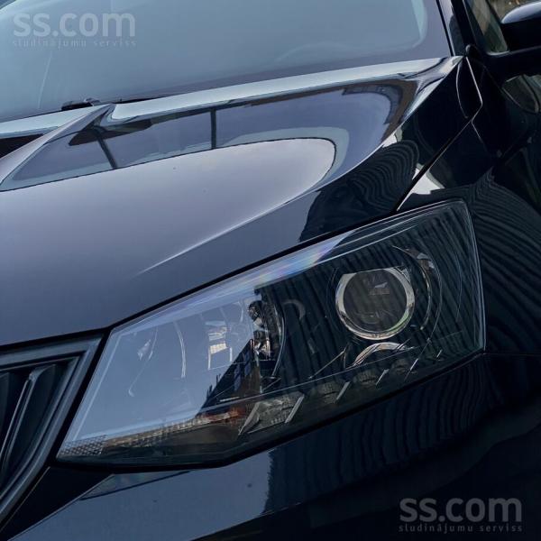 Black Skoda Fabia 2015 in Jelgava, with an engine capacity of 1.20 L and mileage of 226 thousand km for 5150 €, photo 10 on AUTOMOTO.COM.LV