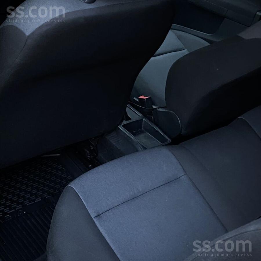 Melns Skoda Fabia 2015 Jelgava, ar dzinēja tilpumu 1.20 L un nobraukumu 226 tūkst. km par 5150 €, foto 13 vietnē AUTOMOTO.COM.LV