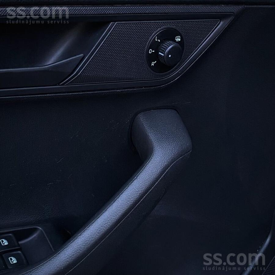 Melns Skoda Fabia 2015 Jelgava, ar dzinēja tilpumu 1.20 L un nobraukumu 226 tūkst. km par 5150 €, foto 18 vietnē AUTOMOTO.COM.LV