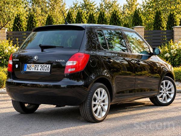 Шкода Фабия 2015 в Елгава на AUTOMOTO.COM.LV Черный Шкода Фабия 2015 в Елгава, объемом двигателя 1.20 л и пробегом 234 тыс. км за 4500 €, фото 6 на AUTOMOTO.COM.LV