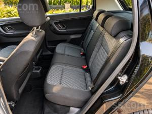 Black Skoda Fabia 2015 in Jelgava, with an engine capacity of 1.20 L and mileage of 234 thousand km for 4500 €, photo 9 on AUTOMOTO.COM.LV