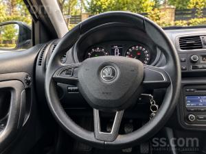 Black Skoda Fabia 2015 in Jelgava, with an engine capacity of 1.20 L and mileage of 234 thousand km for 4500 €, photo 15 on AUTOMOTO.COM.LV