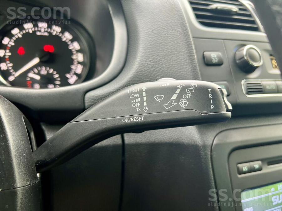 Black Skoda Fabia 2015 in Jelgava, with an engine capacity of 1.20 L and mileage of 234 thousand km for 4500 €, photo 16 on AUTOMOTO.COM.LV