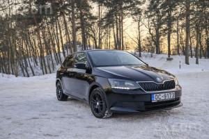 Black Skoda Fabia 2016 in Riga, with an engine capacity of 1.00 L and mileage of 117 thousand km for 5400 €, photo 2 on AUTOMOTO.COM.LV
