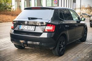 Black Skoda Fabia 2016 in Riga, with an engine capacity of 1.00 L and mileage of 0 thousand km for 5290 €, photo 5 on AUTOMOTO.COM.LV