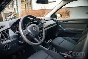 Black Skoda Fabia 2016 in Riga, with an engine capacity of 1.00 L and mileage of 0 thousand km for 5290 €, photo 11 on AUTOMOTO.COM.LV